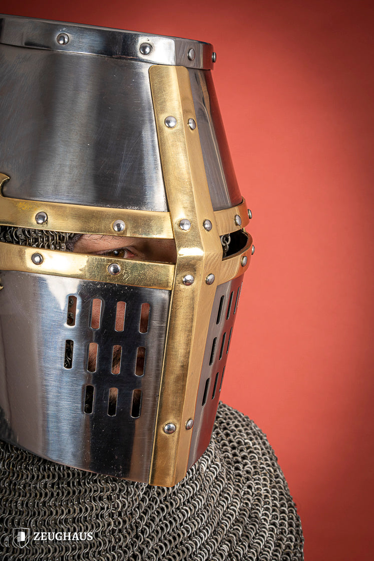 Crusader Great Helmet 1,6mm with Brass – Medieval and More